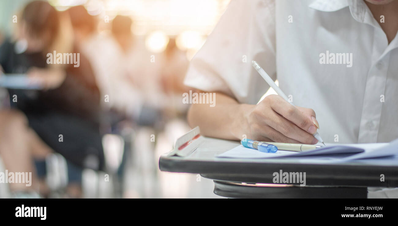 Assessment classroom hi-res stock photography and images - Alamy