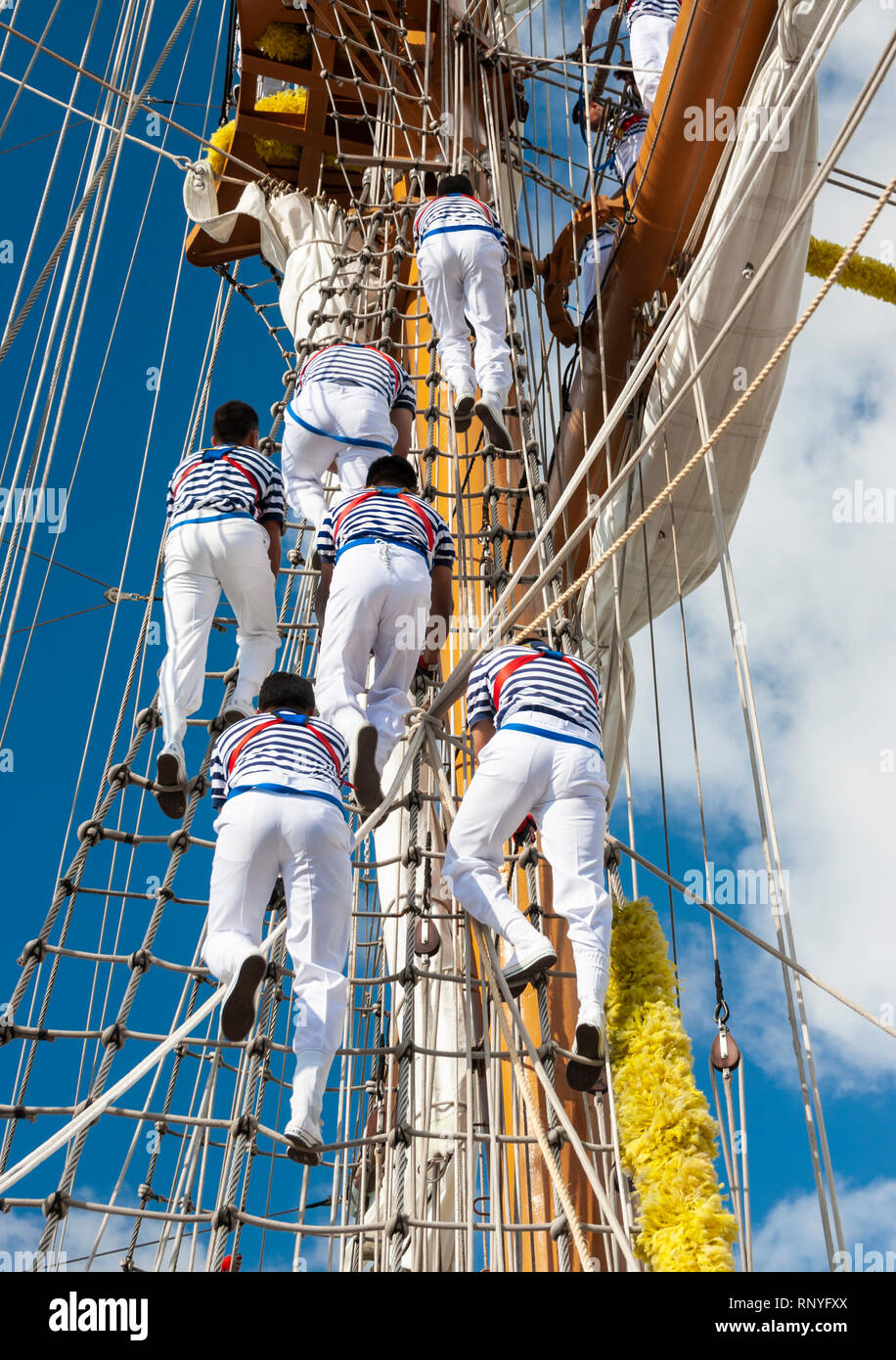 Crew climbing the rigging of Mexican navy training ship, Cuauhtemoc ...