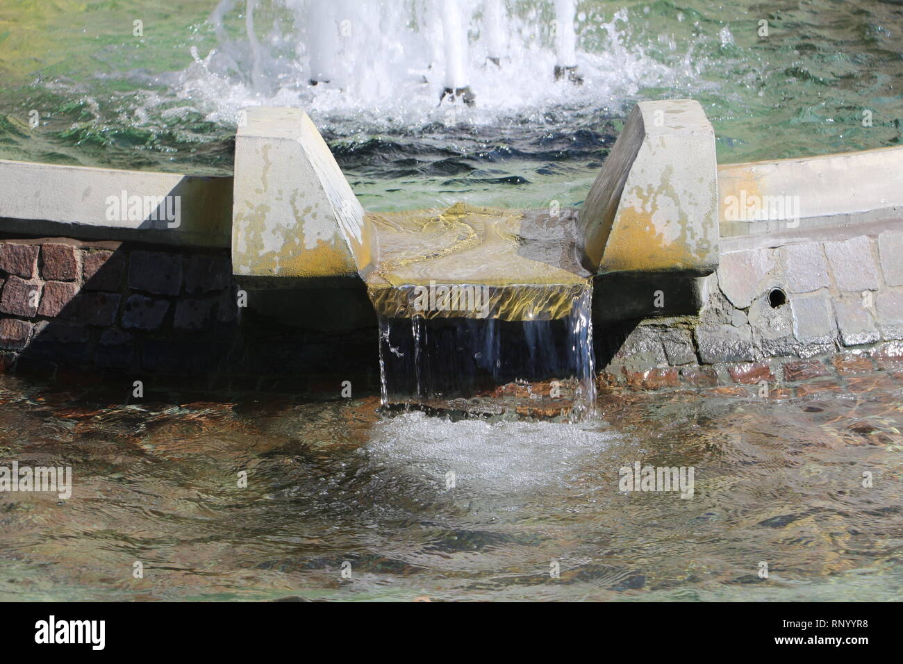 Japan fountain cool splash hi-res stock photography and images - Alamy