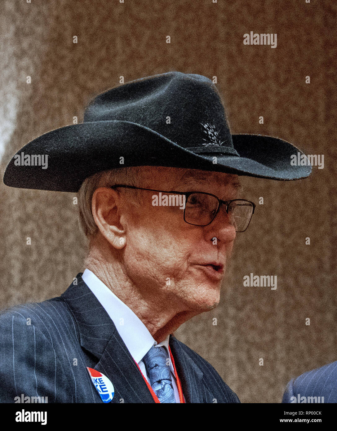 Politician wearing a cowboy hat hi-res stock photography and images - Alamy