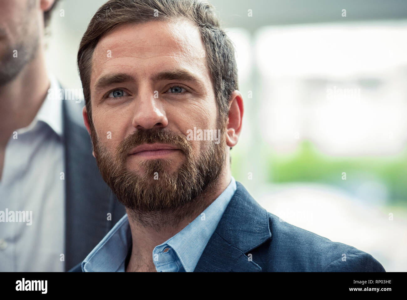 Business people standing hotel lobby hi-res stock photography and ... Business people standing hotel lobby hi-res stock photography and ...