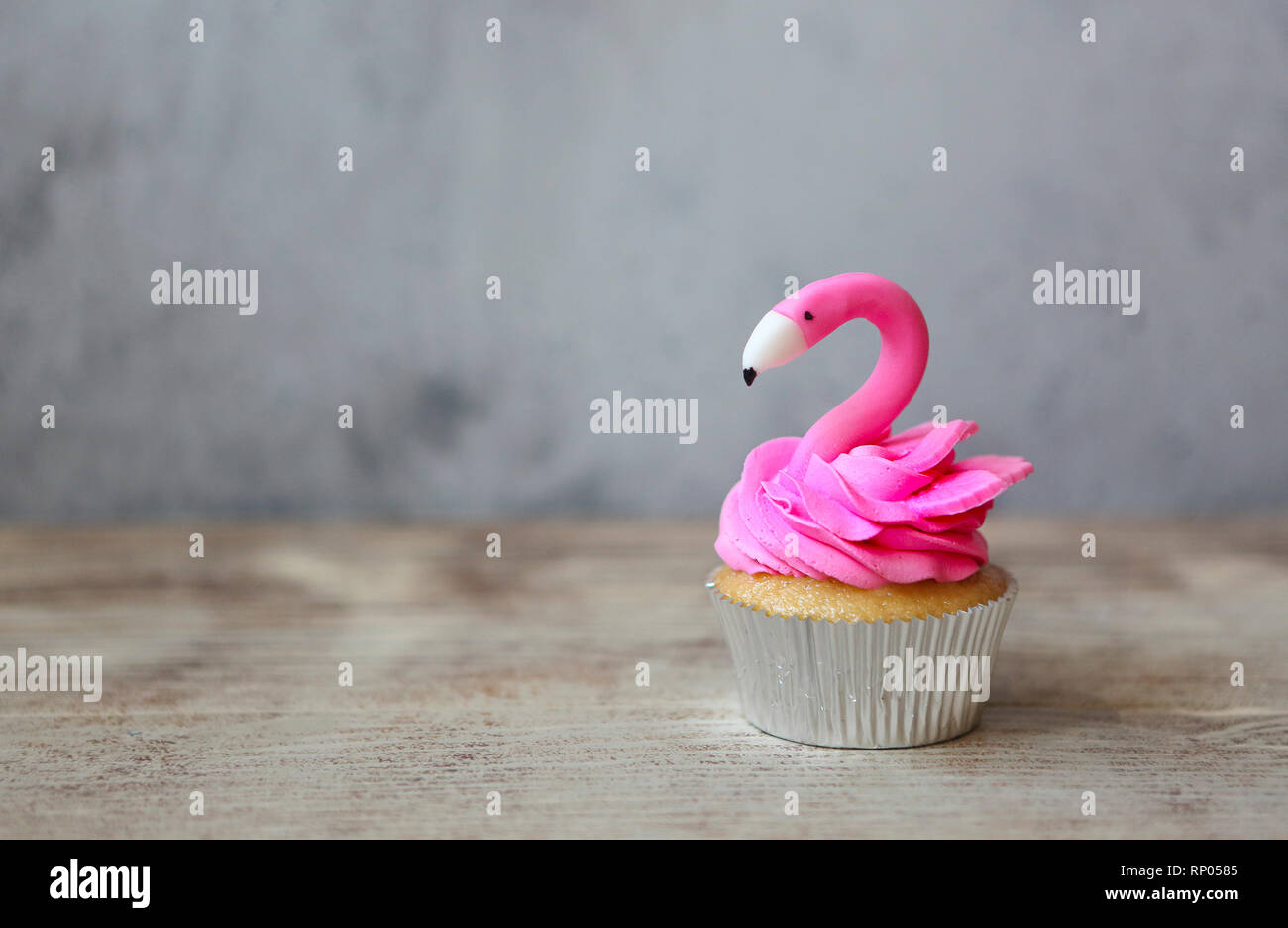 Pink flamingo cupcake for the Birthday party Stock Photo - Alamy
