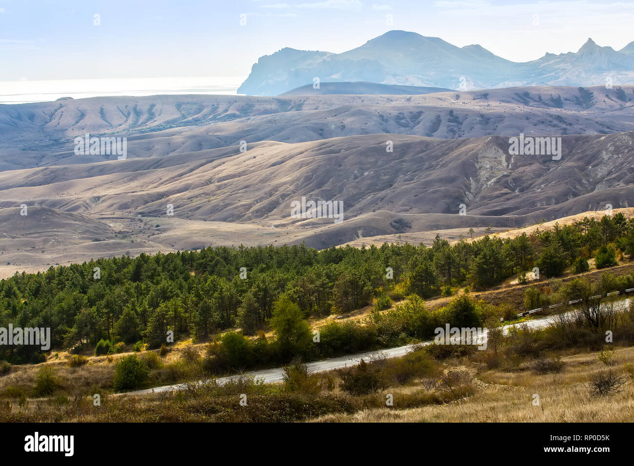 Picturesque road hi-res stock photography and images - Alamy