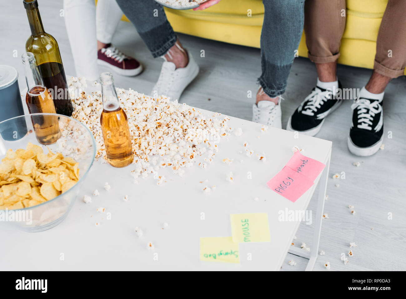 Mess men hi-res stock photography and images - Alamy