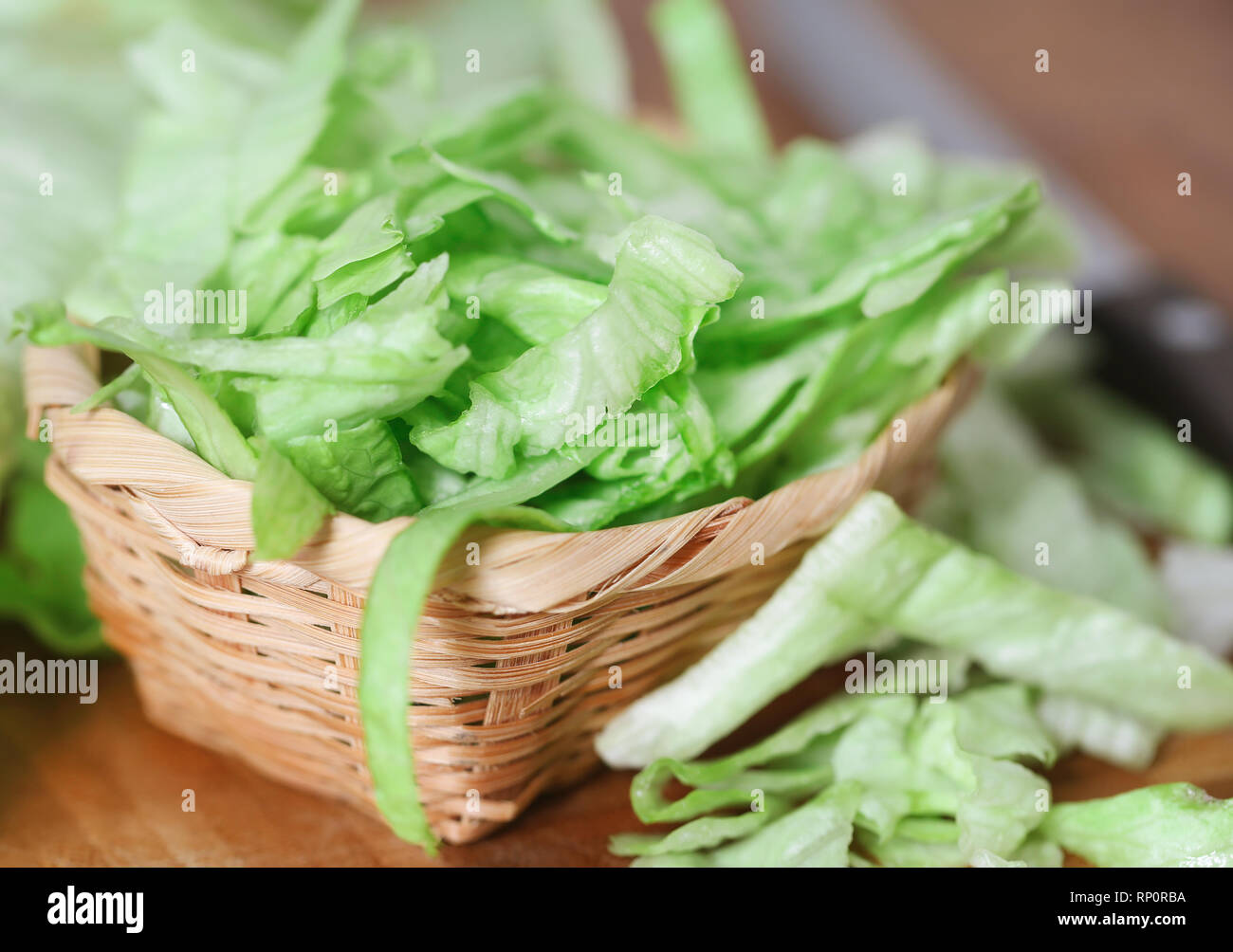 Sliced iceberg lettuce hi-res stock photography and images - Alamy