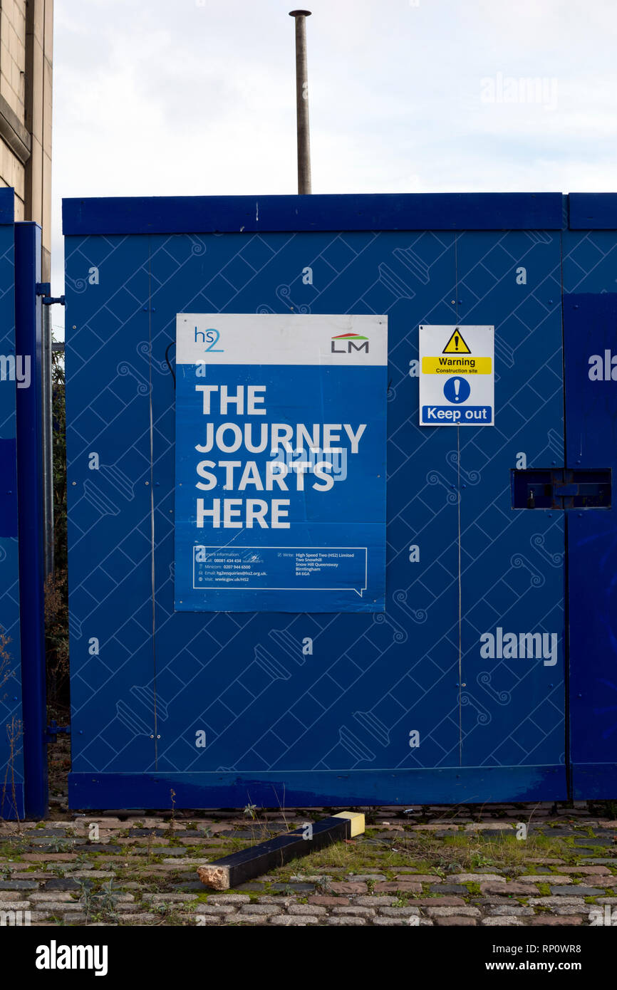 Hs2 signs hi-res stock photography and images - Alamy