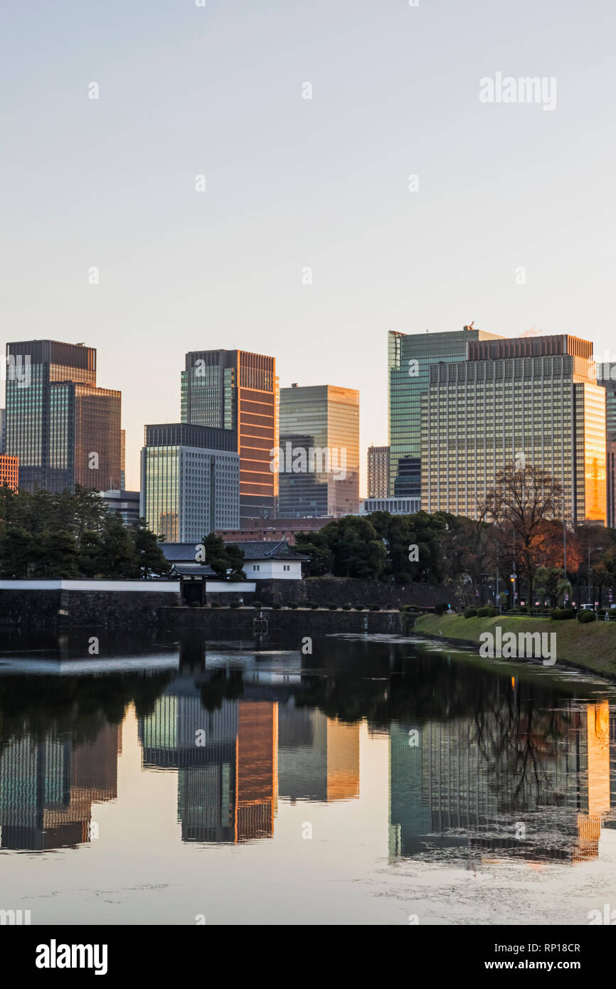 Japan, Honshu, Tokyo, Hibiya, Imperial Palace, Sakuradamon Gate and ...