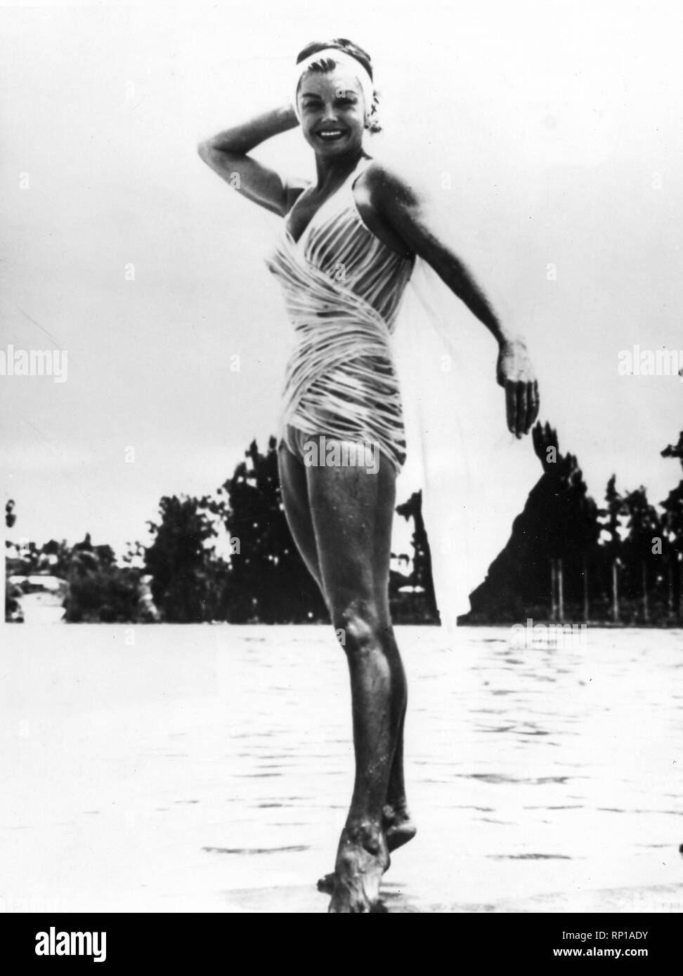 Esther williams hi-res stock photography and images - Alamy