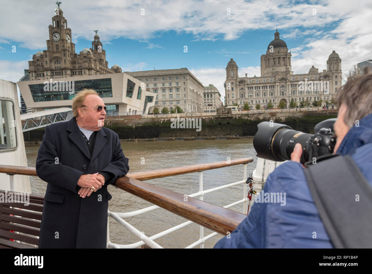 Ferry cross the mersey hi-res stock photography and images - Alamy