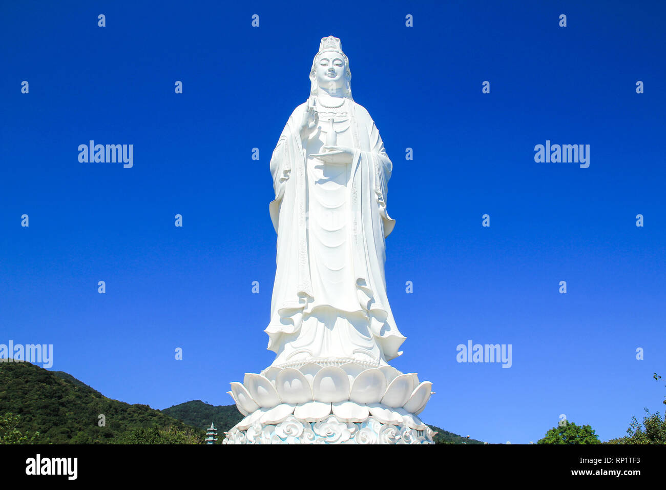 Lady buddha da nang vietnam hi-res stock photography and images - Alamy