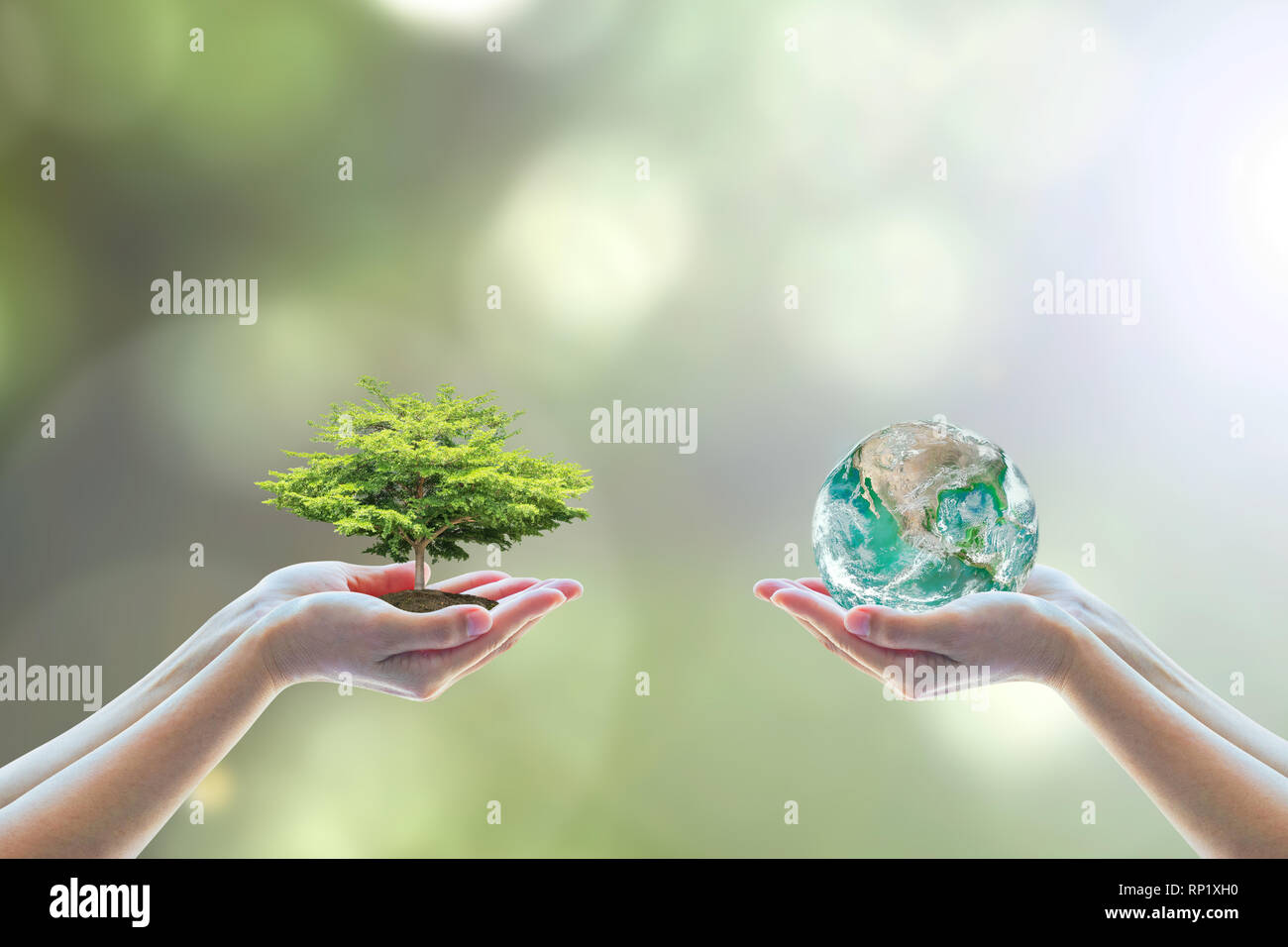 Go green environment campaign hi-res stock photography and images - Alamy