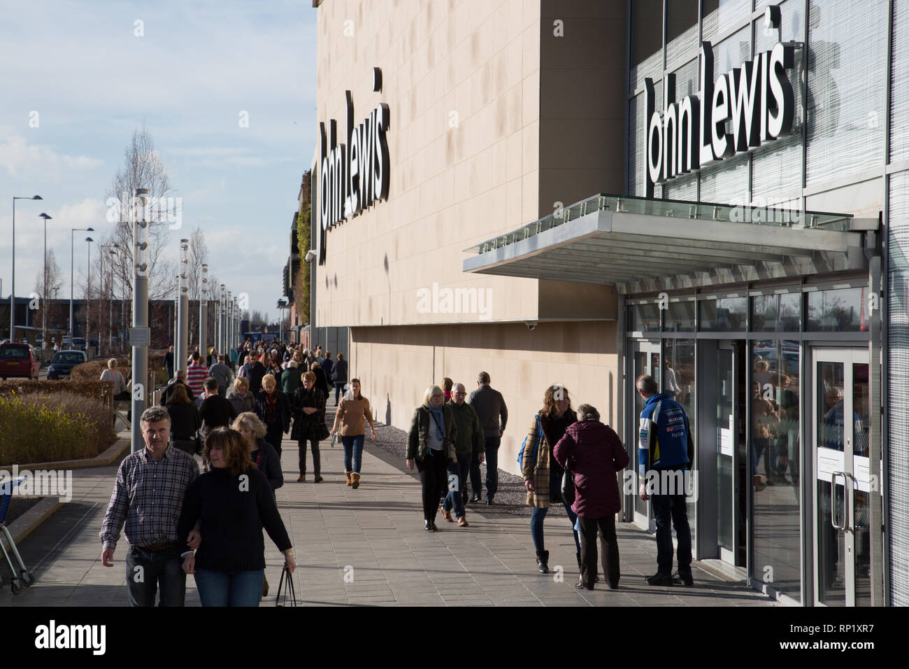 Vangarde shopping park hi-res stock photography and images - Alamy