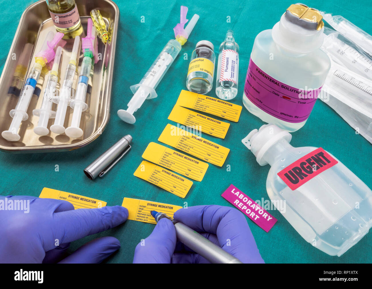 Surgical drug labels hi-res stock photography and images - Alamy