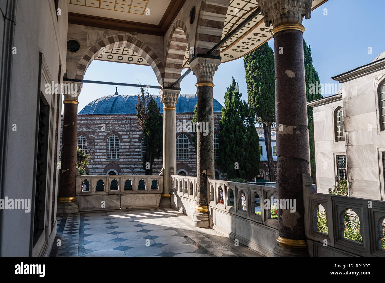 Turkey istanbul topkapi palace columns hi-res stock photography and ...