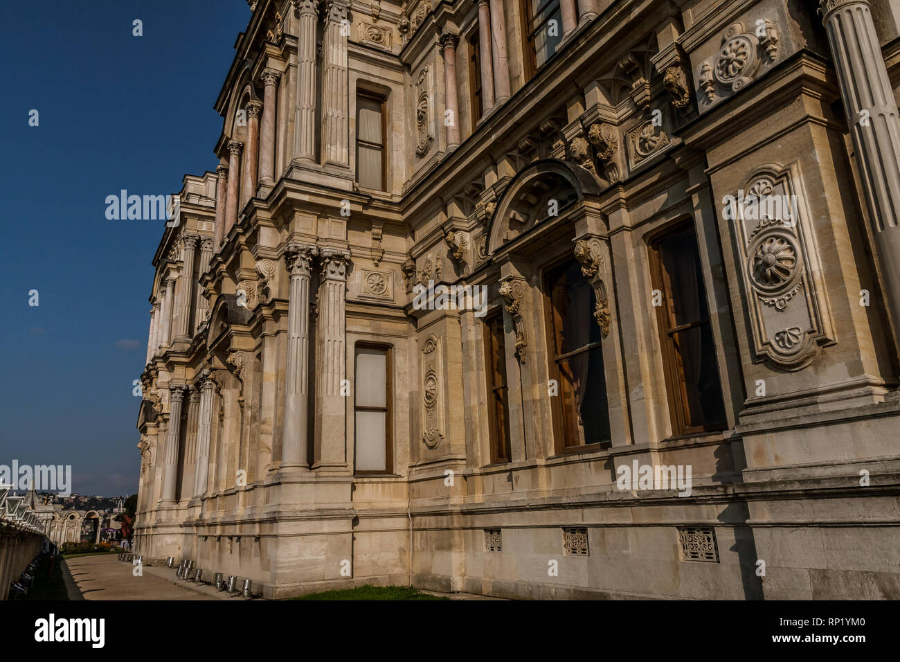 The exterior of the Beylerbeyi Palace, Istanbul Stock Photo - Alamy