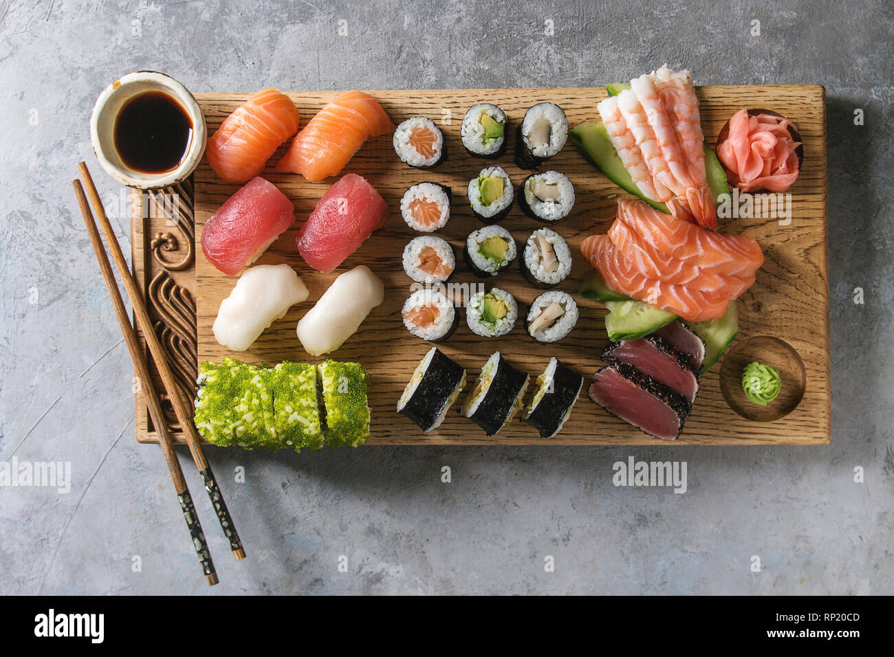 Sushi sashimi set Stock Photo - Alamy
