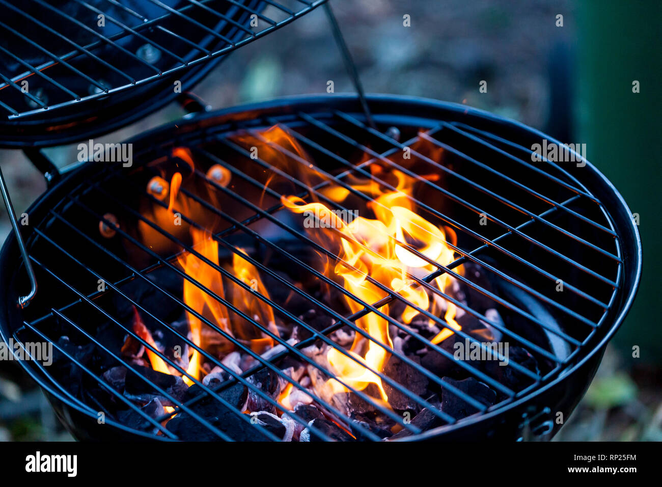 Round charcoal barbecue isolated hi-res stock photography and images ...