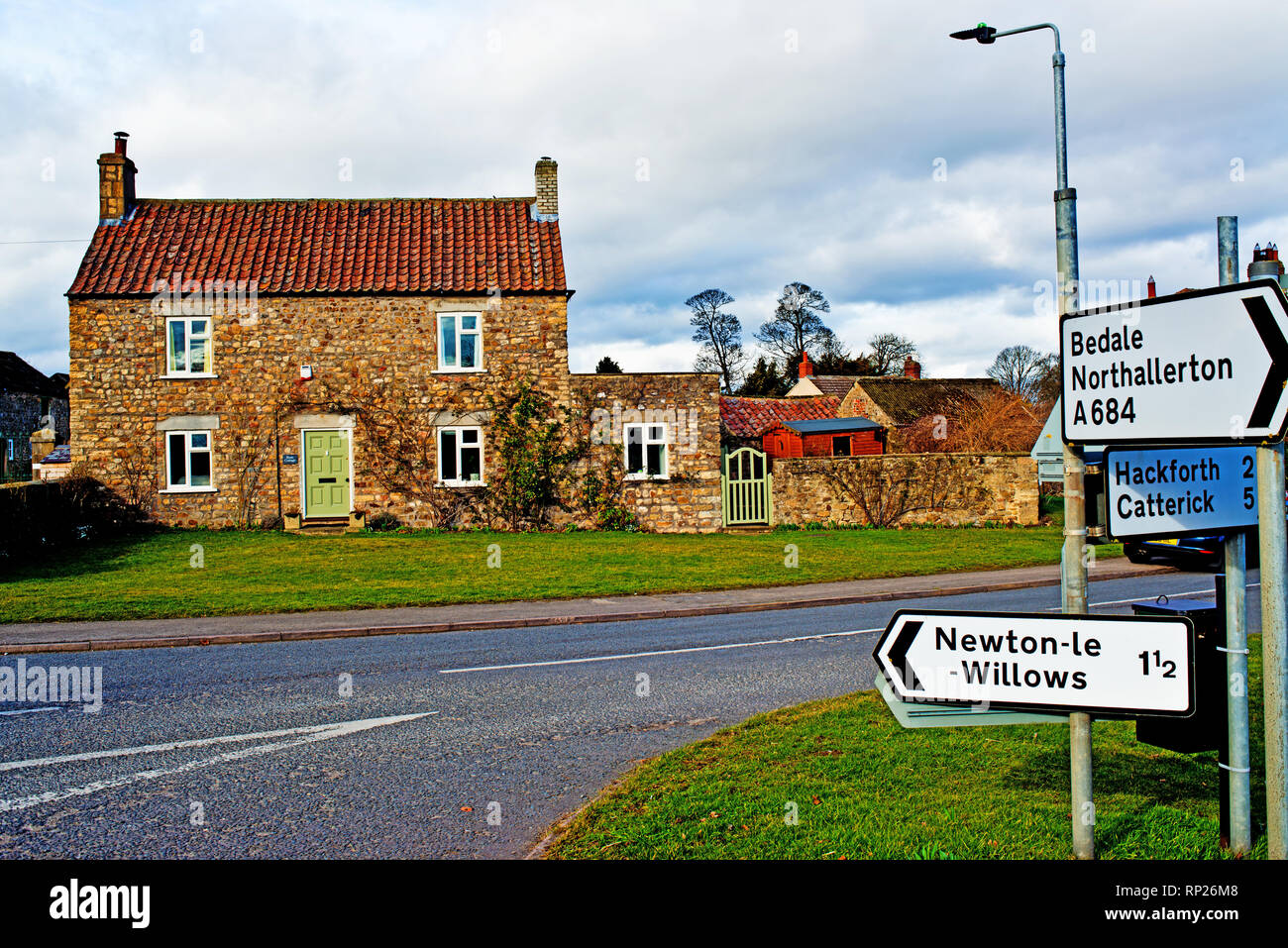 Road junction anfd cottage, Crakehall, North Yorkshire, England Stock ...
