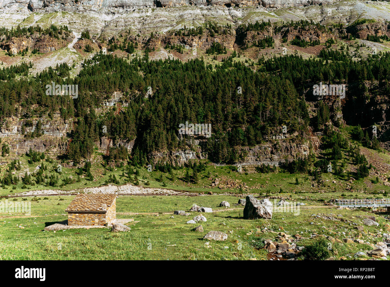 View of Circo de Soaso and shepherd hut, Ordesa National Park, Aragon ...