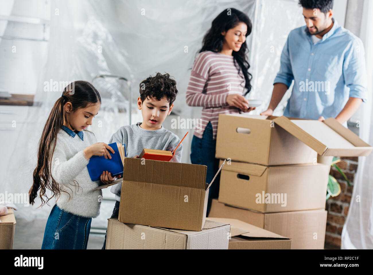 Children moving books hi-res stock photography and images - Alamy