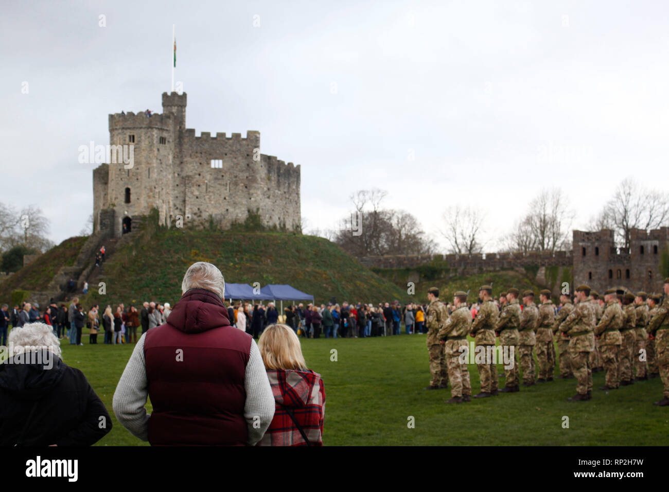 Cardiff, Wales, UK. February 20th 2019. Onlookers at Cardiff Castle at ...