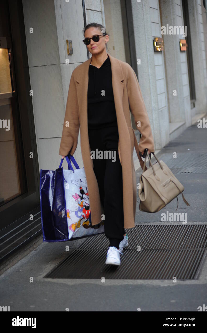 Israeli supermodel hi-res stock photography and images - Alamy