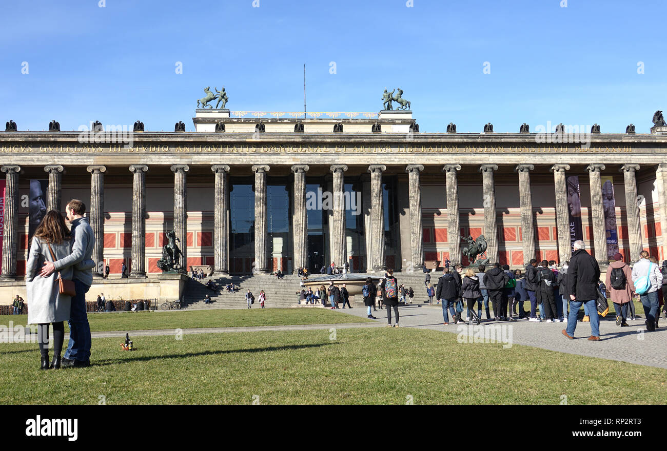 Berlin, Germany. 15th Feb, 2019. People cavort in front of the Altes ...