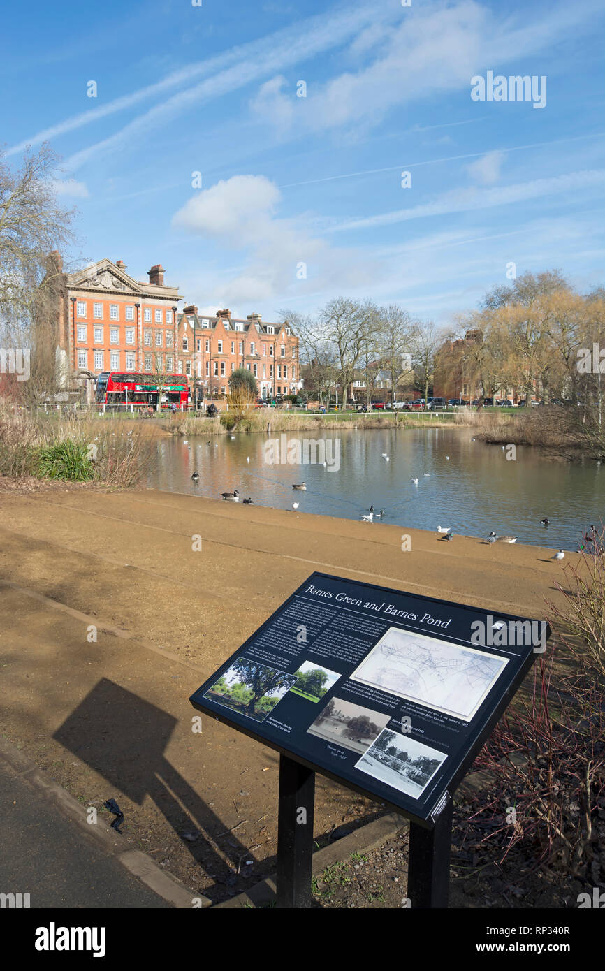 Barnes pond hi-res stock photography and images - Alamy
