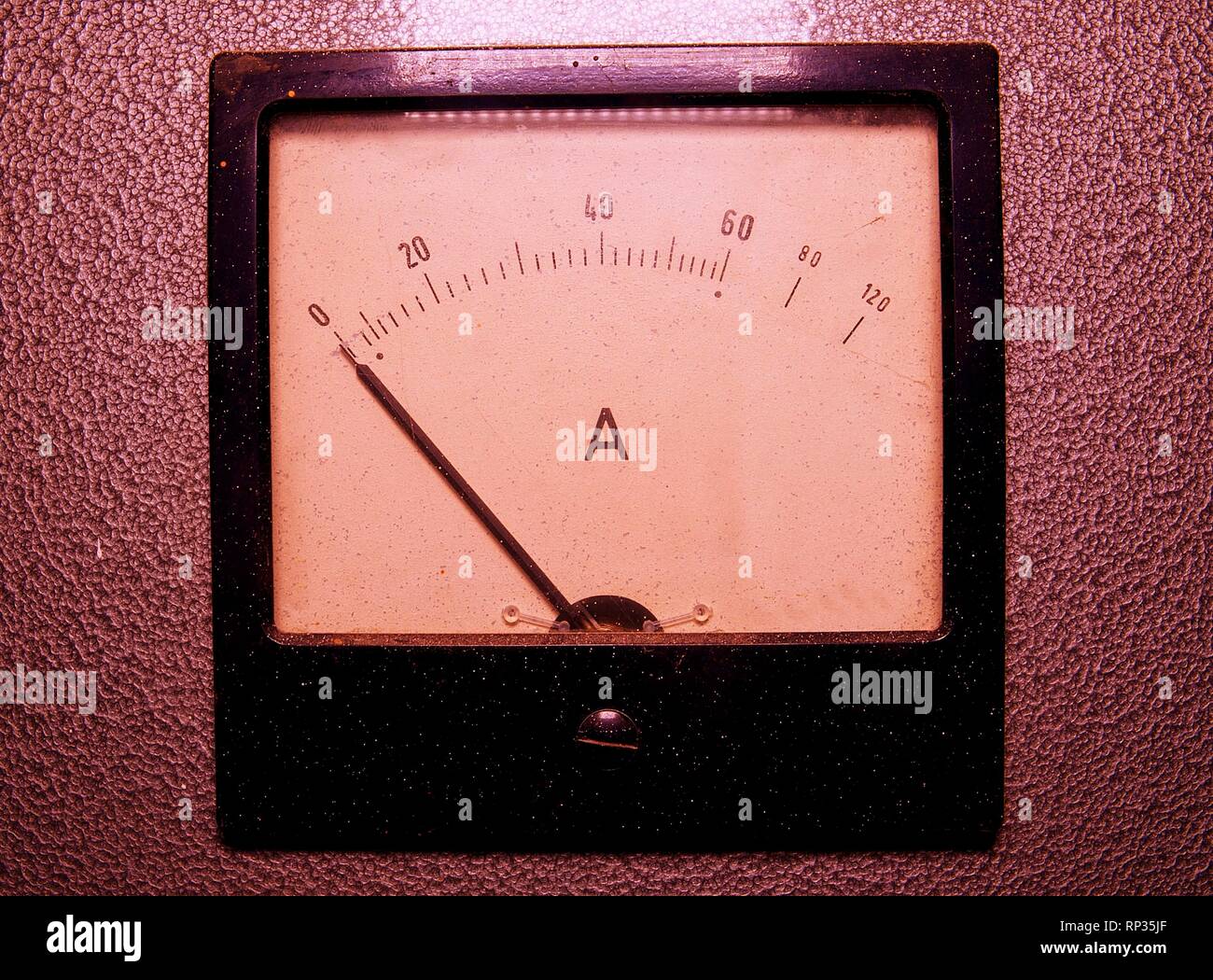 Analog ammeter hi-res stock photography and images - Alamy