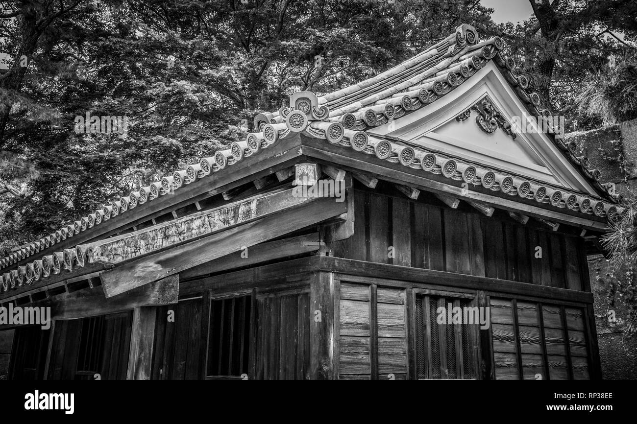 Edo shrine architecture Black and White Stock Photos & Images - Alamy