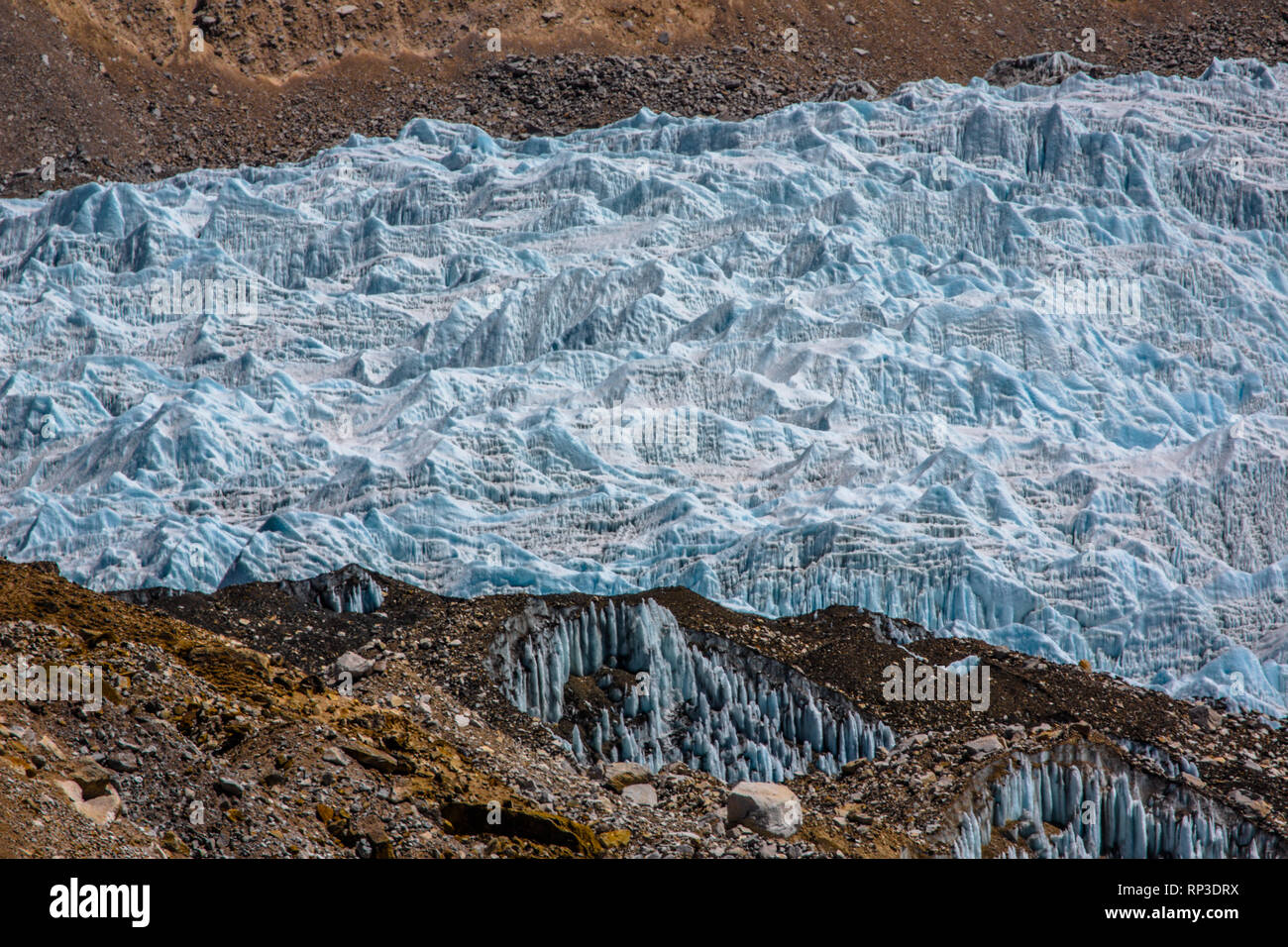 Khumbu icefall hi-res stock photography and images - Alamy