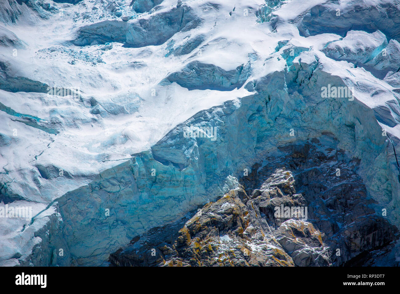 The mountainous surface of Everest in ice Stock Photo - Alamy