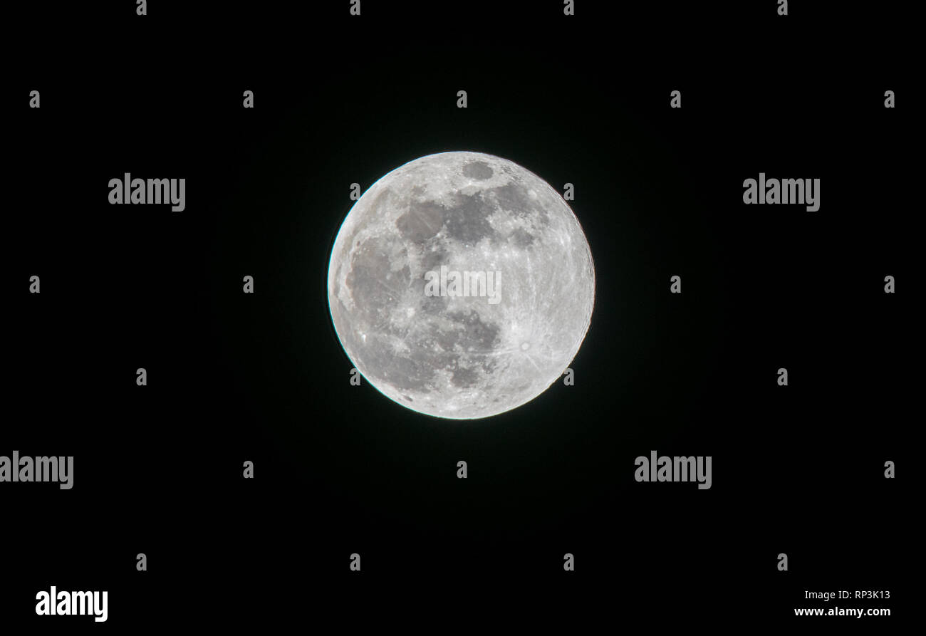 Big white moon hi-res stock photography and images - Alamy