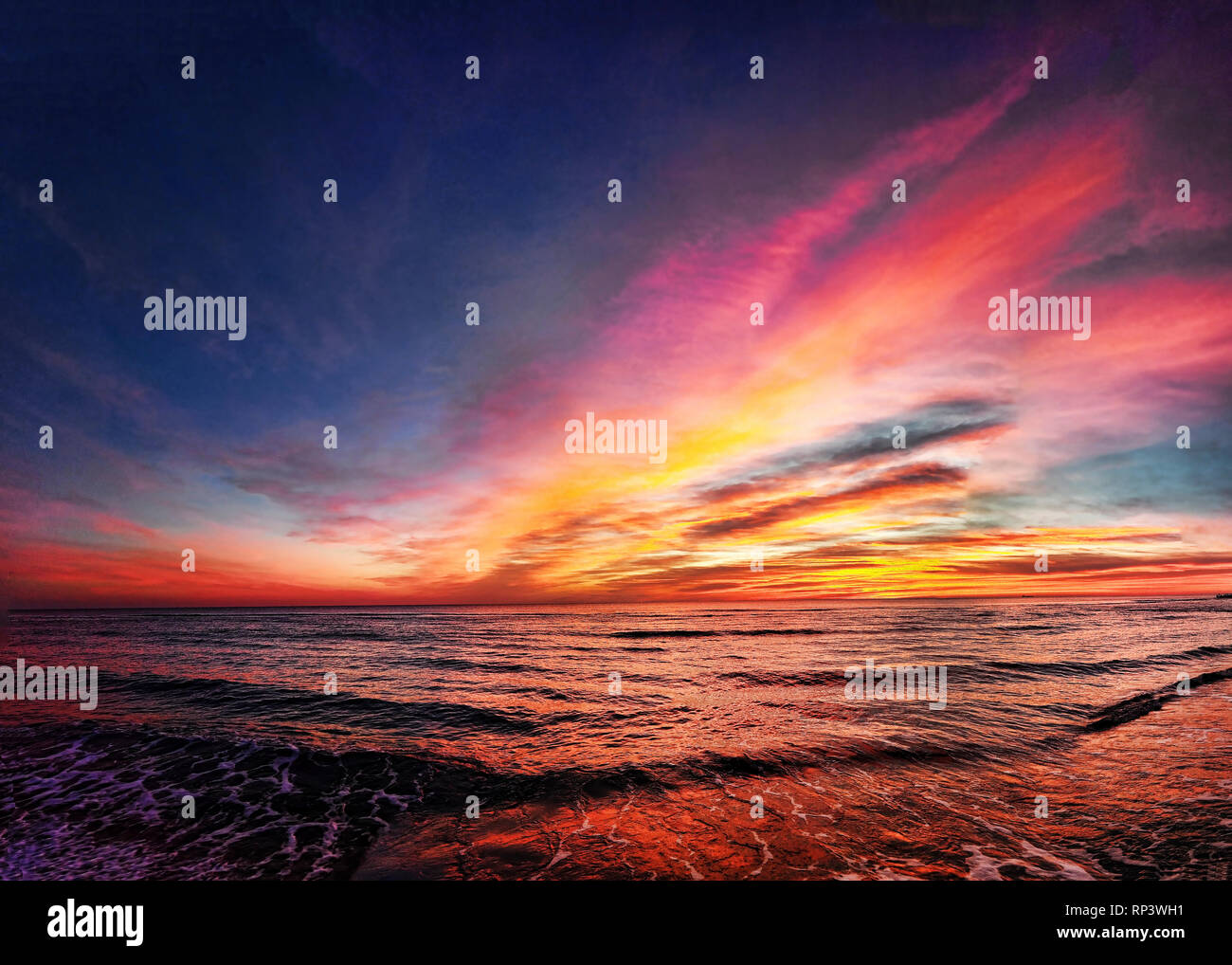 Wonderful sunrise pastel colors hi-res stock photography and images - Alamy