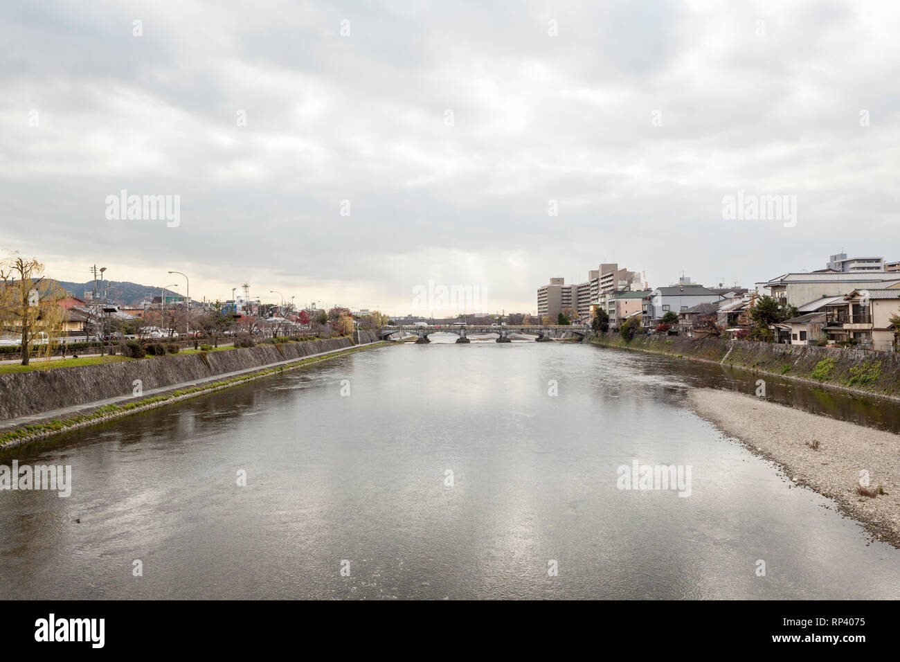 Kamo river in kyoto hi-res stock photography and images - Alamy