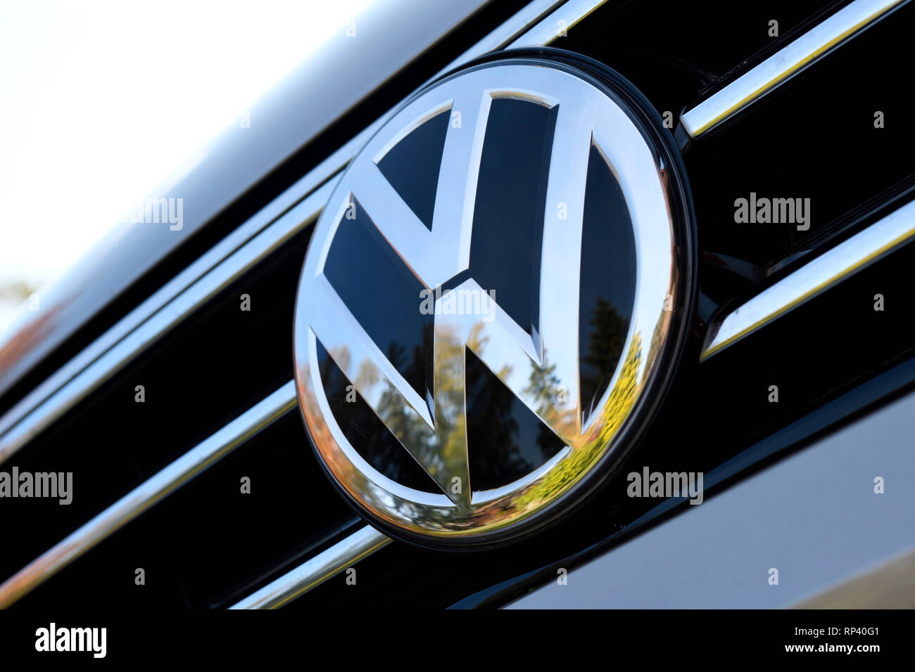 VW signs on a car, VW-Zeichen auf einem Auto Stock Photo - Alamy