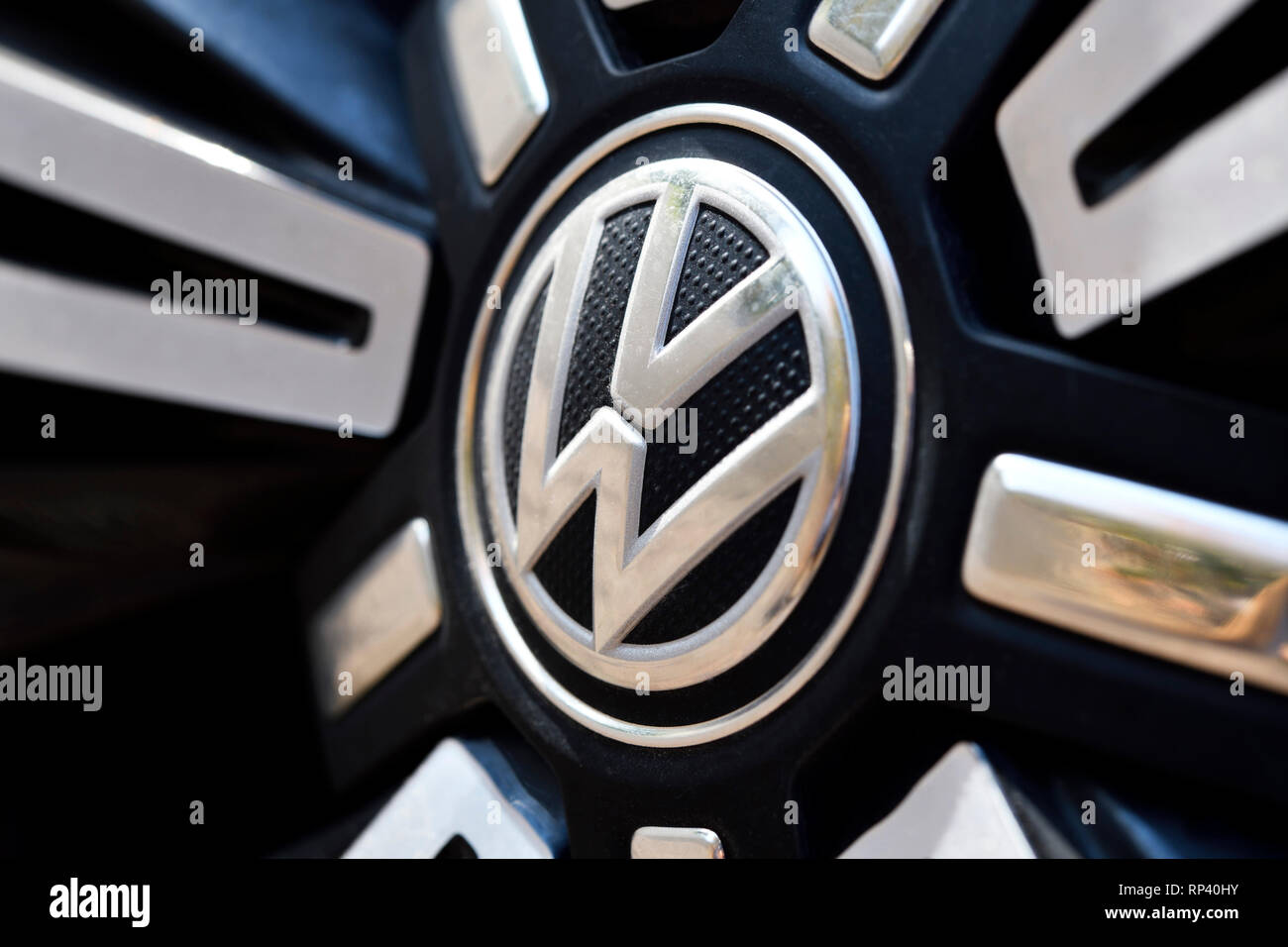 VW signs on a car, VW-Zeichen auf einem Auto Stock Photo - Alamy