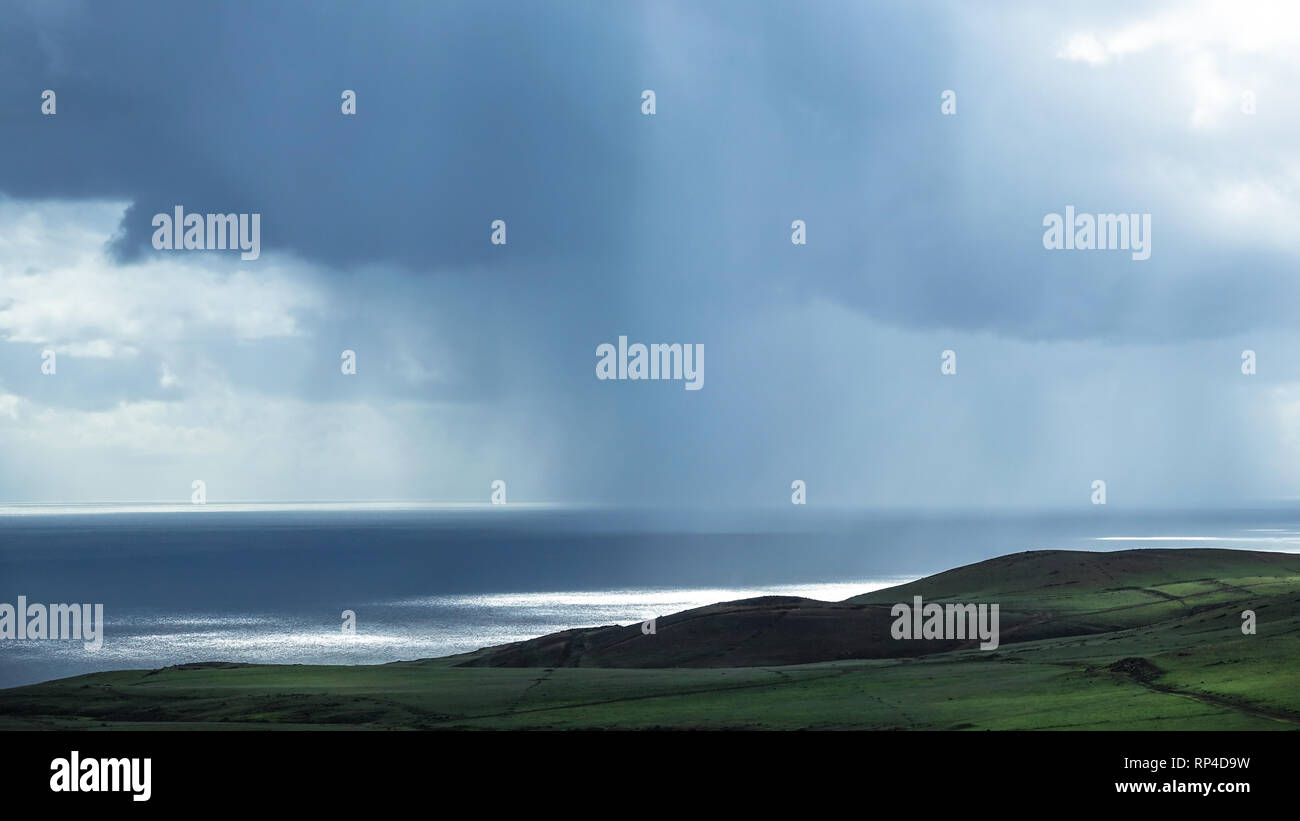 Rain green background hi-res stock photography and images - Alamy
