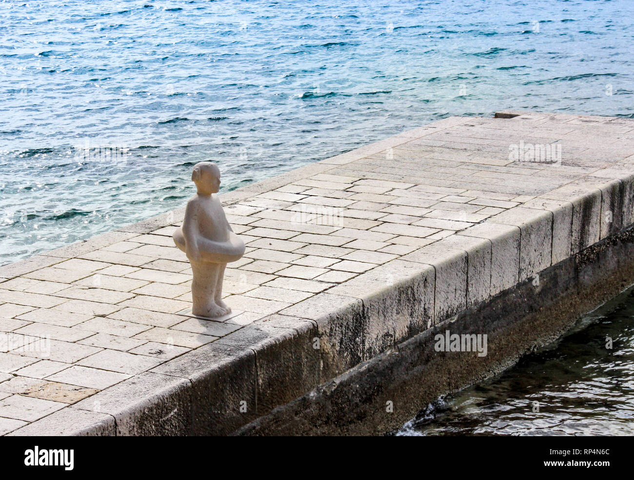 Non swimmer hi-res stock photography and images - Alamy