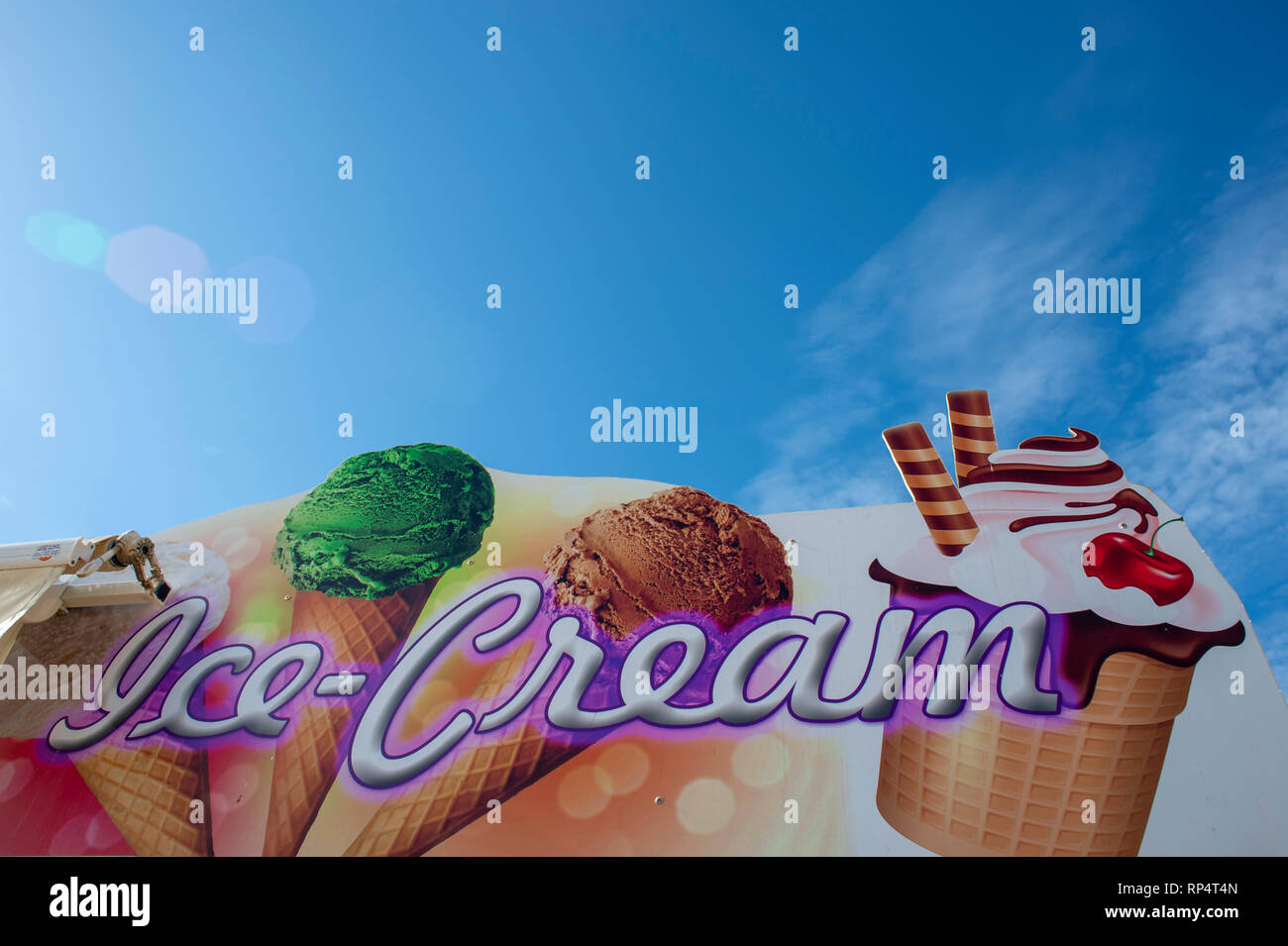 Ice cream advertising sign hi-res stock photography and images - Alamy