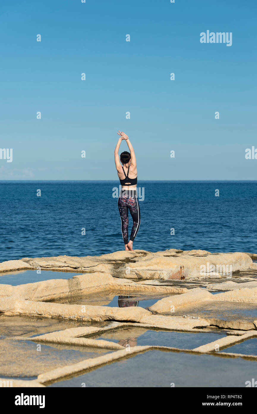 Back view woman wearing bra hi-res stock photography and images - Alamy