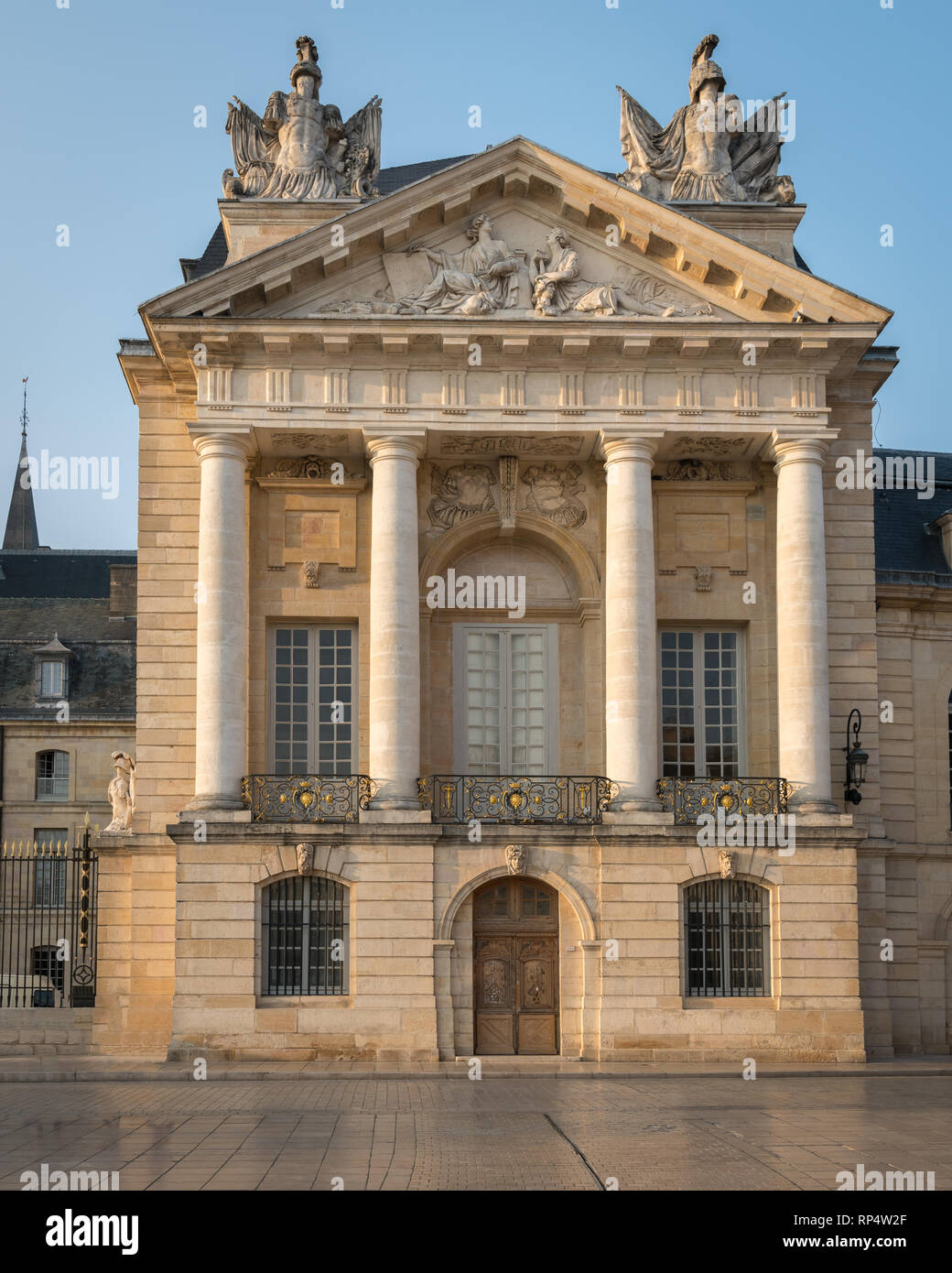 Dijon france city skyline hi-res stock photography and images - Alamy