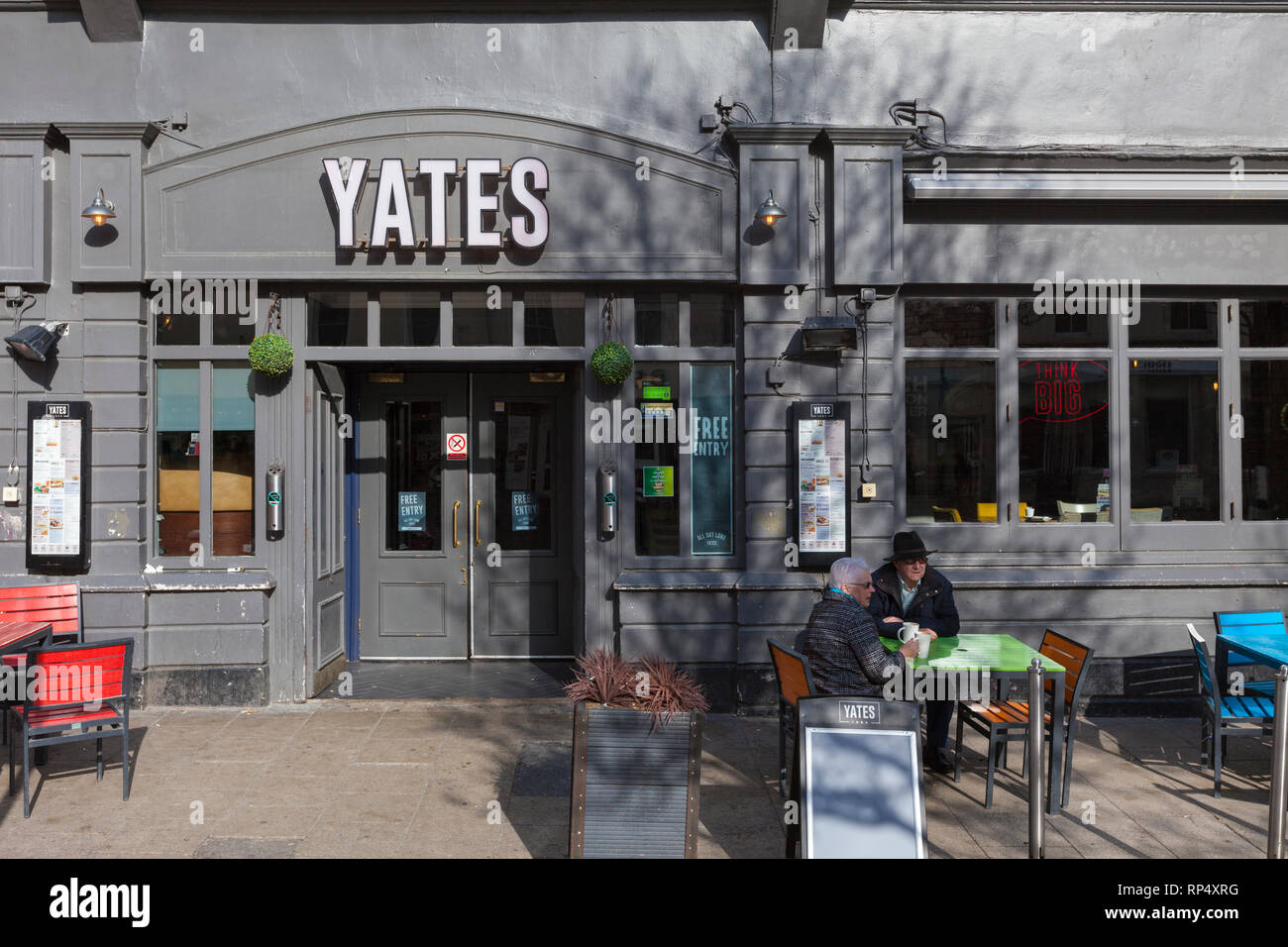 Yates bar hi-res stock photography and images - Alamy