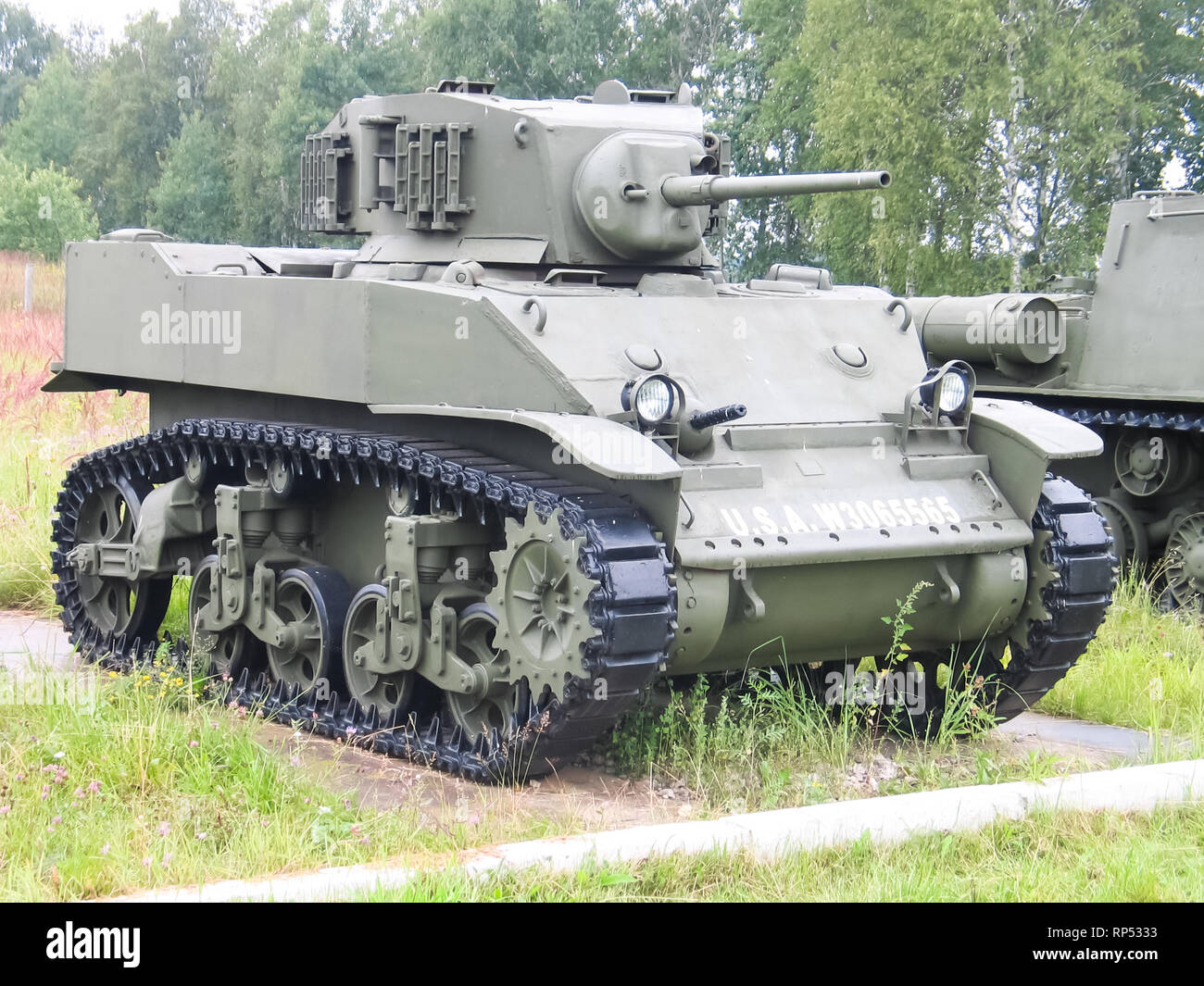 Type 97 tank hi-res stock photography and images - Alamy
