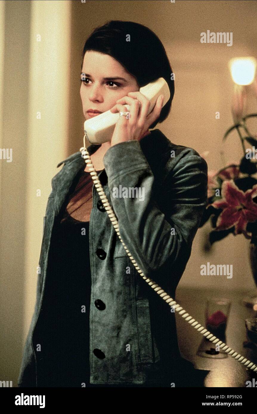 Neve Campbell Scream High Resolution Stock Photography and Images - Alamy