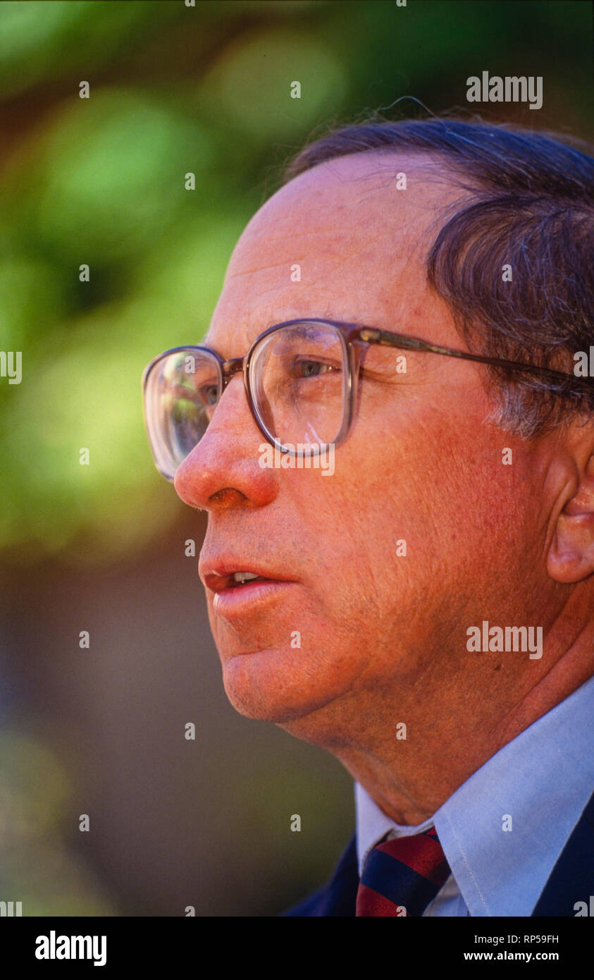 Chairman senate armed services hi-res stock photography and images - Alamy