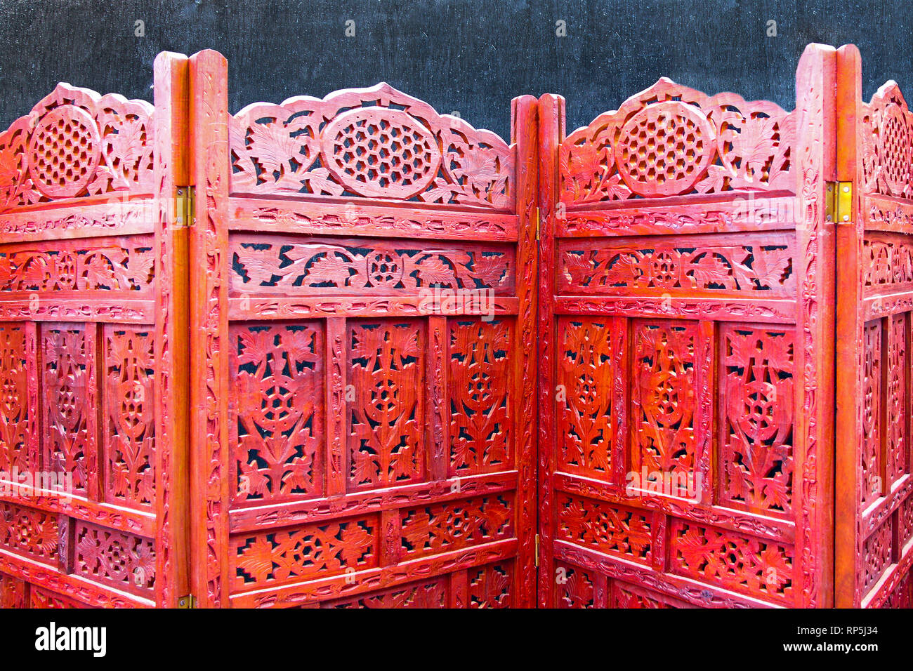 Folding screen hi-res stock photography and images - Alamy