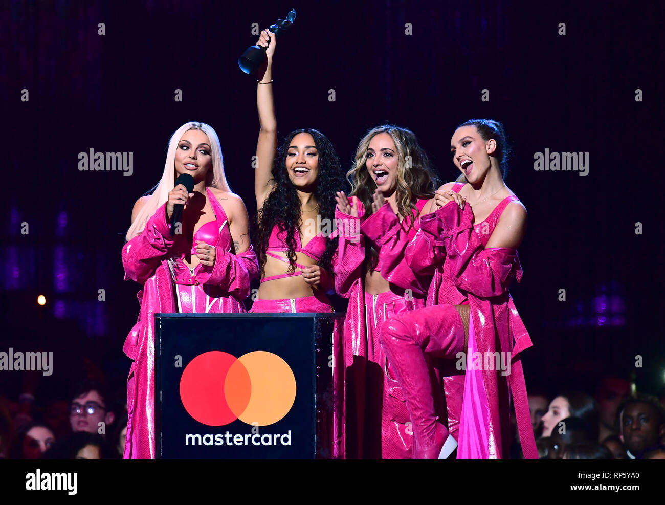 British artist video year on stage brit 2019 o2 arena hi-res stock ...