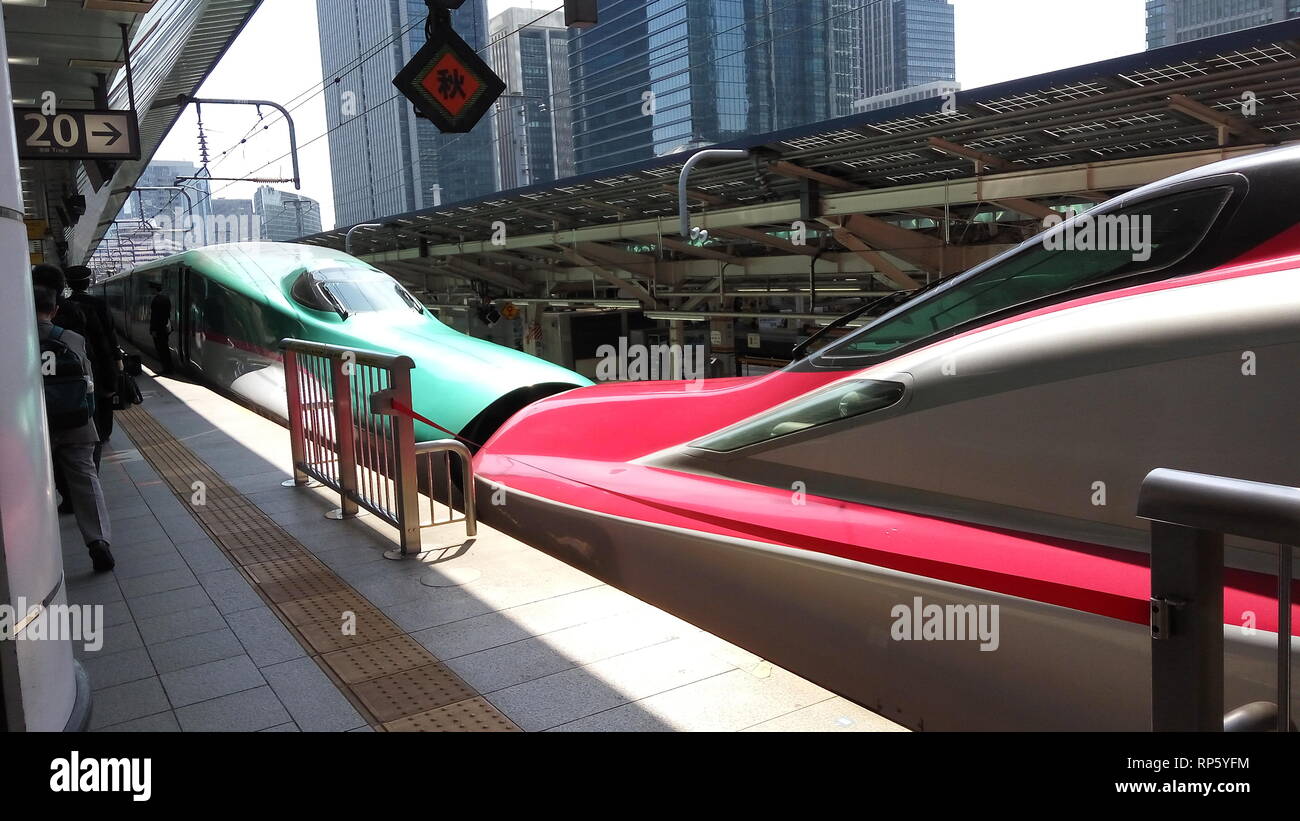 Hayabusa shinkansen bullet train hi-res stock photography and images - Alamy
