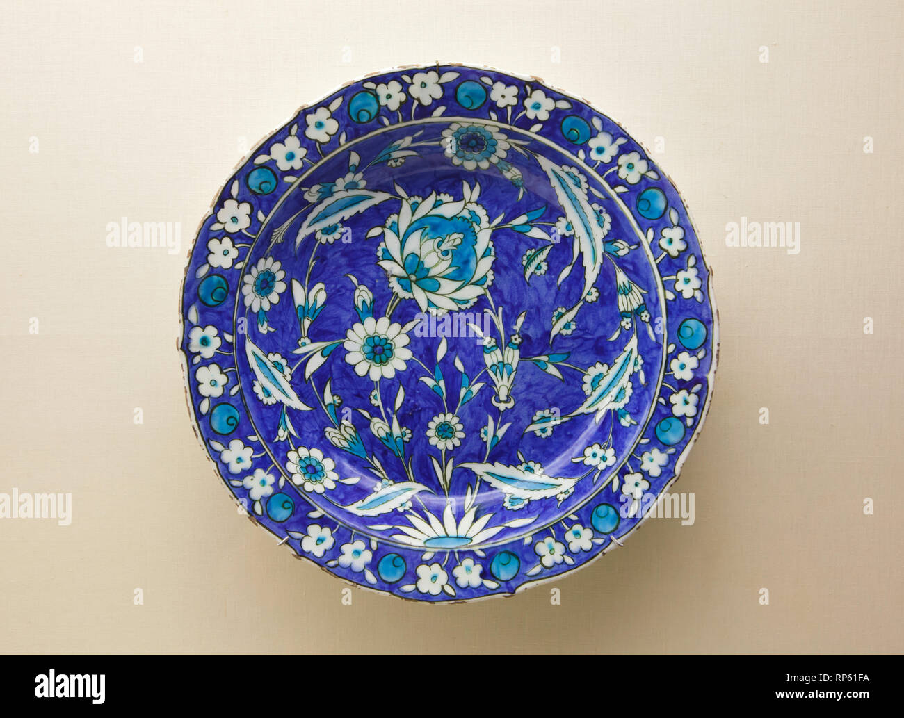 Ceramic frit pattern hi-res stock photography and images - Alamy